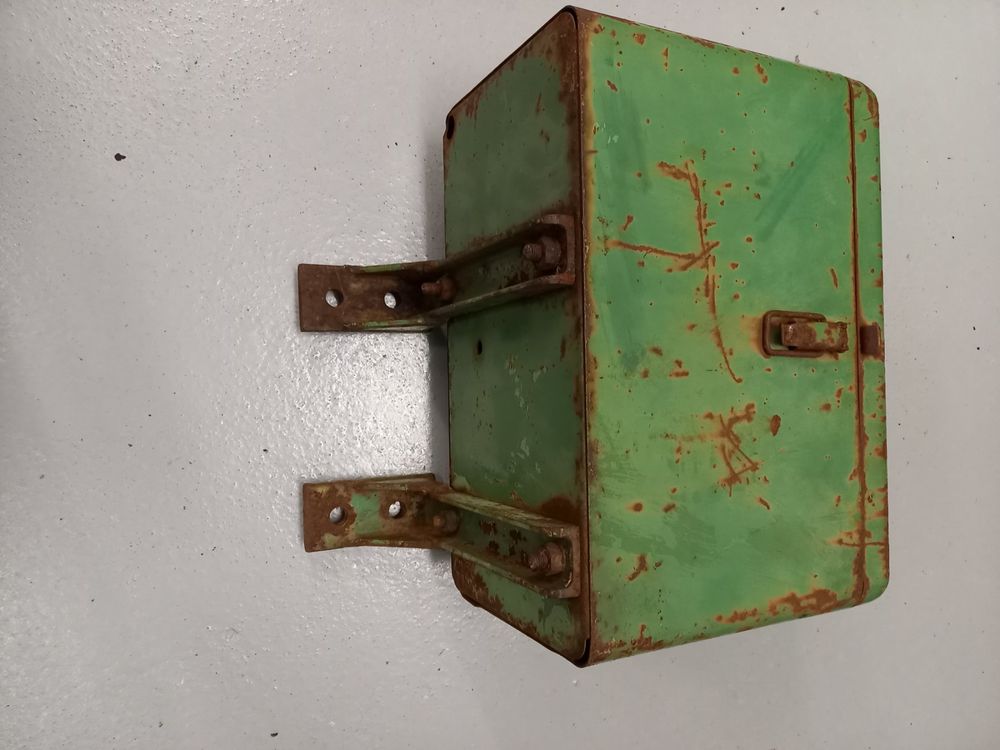 Bührer Spezial UO4 Batteriekiste mit Träger (Gebraucht) in Muri AG für ...