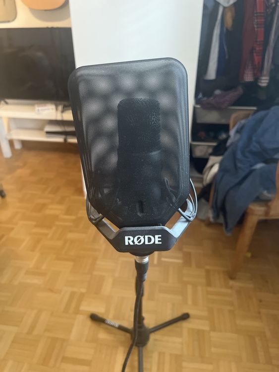 RODE AI-1 Audio Interface + Mikrofon + Galgen Ständer (Gebraucht) in ...