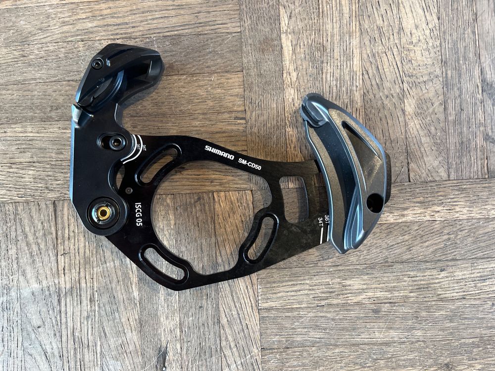 Shimano Bash-Guard SM-CD50 (Neu und originalverpackt) in Kägiswil für ...