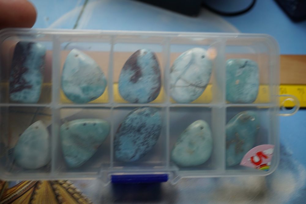 Larimar Gelocht Anhänger Set: 10 x Stück in Box nr5 (Neu und originalverpackt) in Eschenbach SG ...