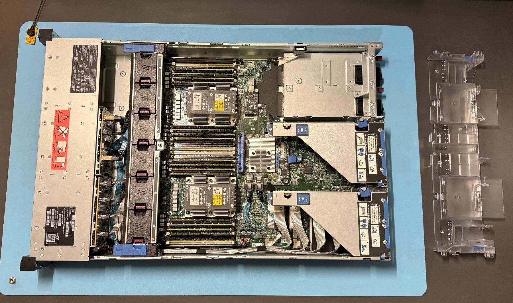 DL380 Gen10 G10, 2x Gold 6138, 1024GB, 9.6TB SAS, 8.0TB NVMe (Gebraucht ...