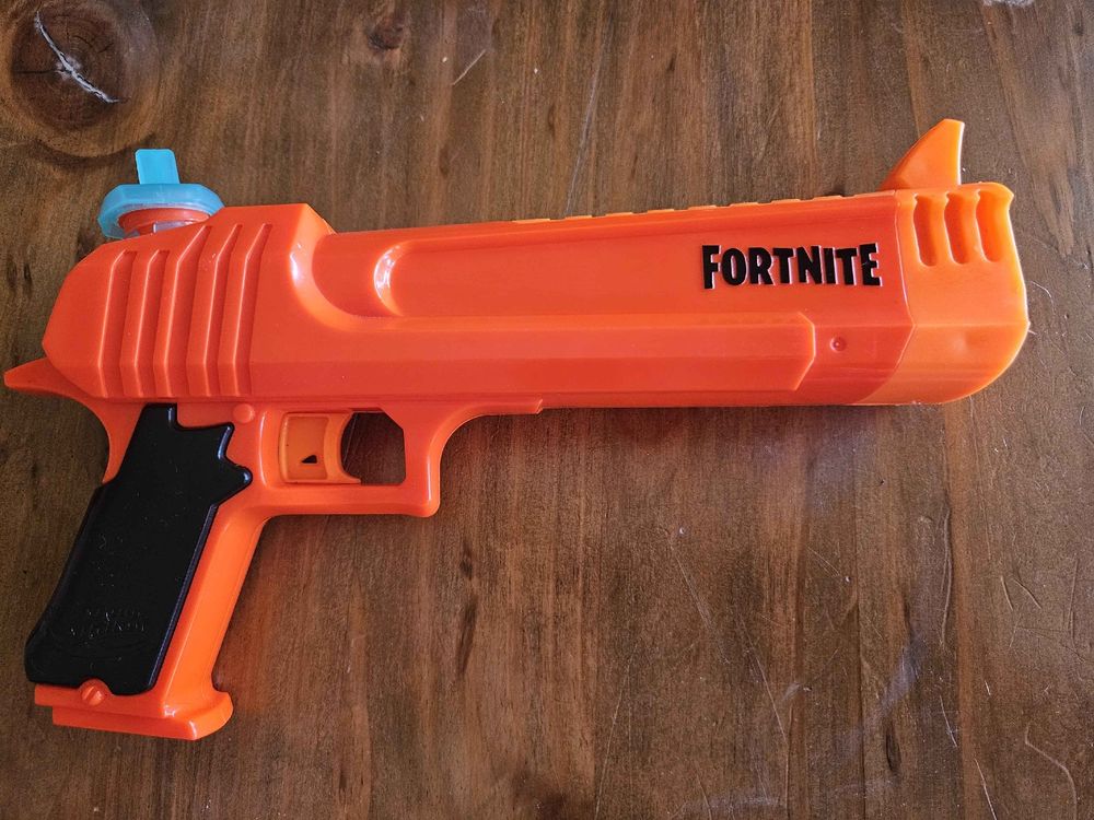 Pistolet Eau Fortnite
