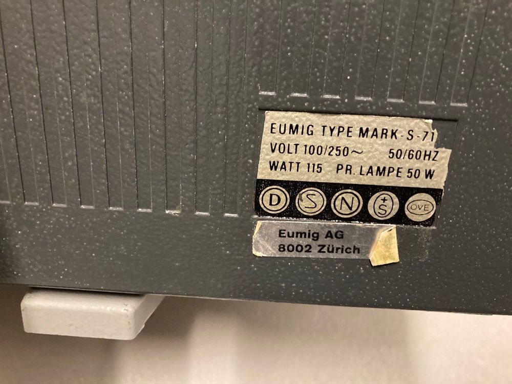 Eumig Mark-S-712 Filmprojektor DEFEKT (Gebraucht) in Urnäsch für CHF 1 – mit Lieferung auf ...