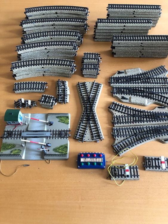 MÄRKLIN Lokomotiven/Wagons/Schienen (Gebraucht) in Bern für CHF 190 – mit Lieferung auf Ricardo ...