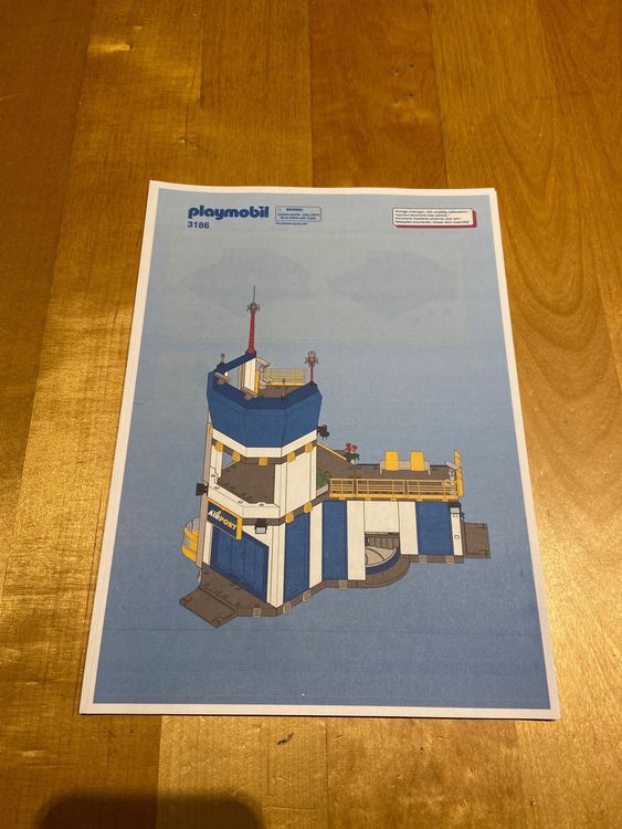 Grosses Playmobil Flughafen Set 3186 (Gebraucht) in für CHF 42 – mit ...