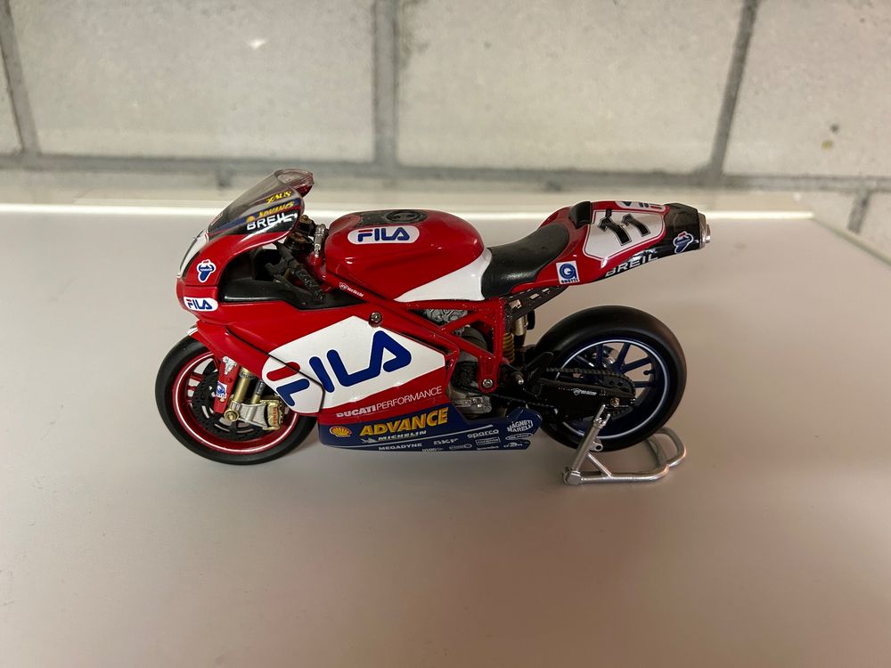 Ducati Suberbike #11 (Gebraucht) in Altstätten SG für CHF 10 – mit Lieferung auf Ricardo kaufen