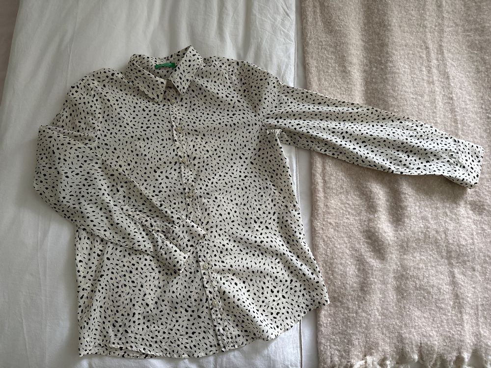 Chemise Benetton, taille S, blanc cassé/noir | Kaufen auf Ricardo