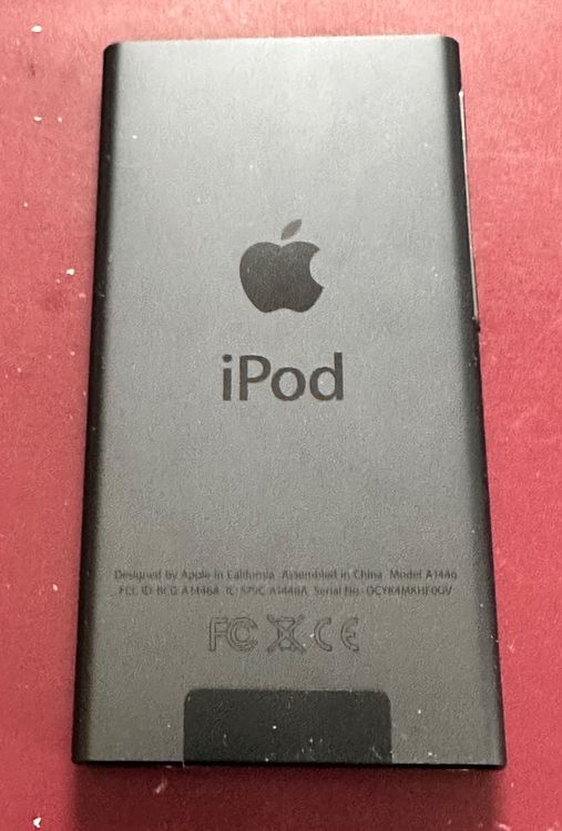 2 x iPod nano 7.Generation, 16 GB schwarz & weiss (Gebraucht) in Gams ...