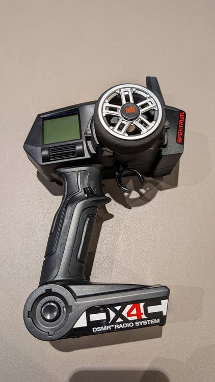 Spektrum DX4C mit Empfänger Spektrum SR410 (Gebraucht) in Schinznach ...