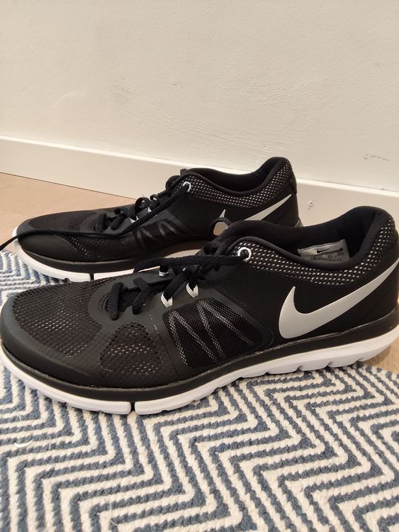 Nike Flex 2014 Run - Black Running Shoes - Size 44 (D'occasion) à ...