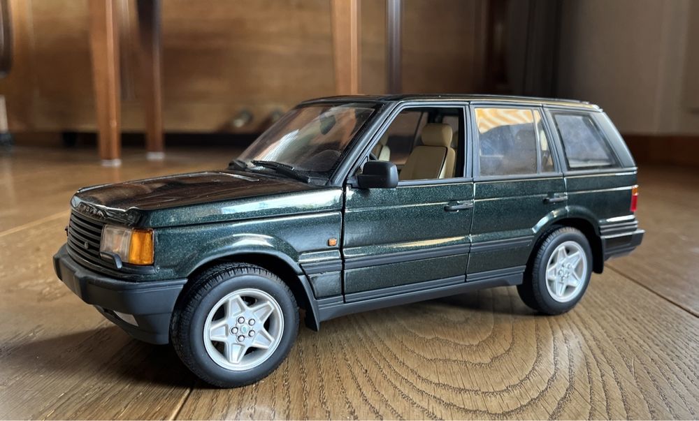 Seltener 1:18 AUTOart 1995 Range Rover 4.6 HSE | Kaufen auf Ricardo