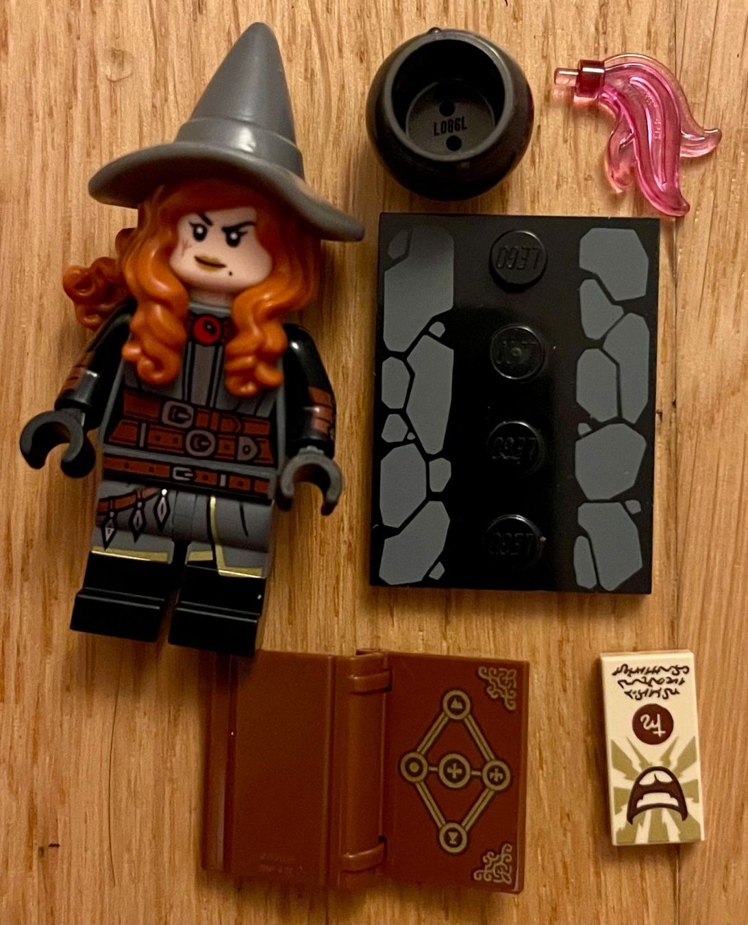 Lego Minifigure Dungeons & Dragons - Tasha the Witch Queen (Gebraucht ...
