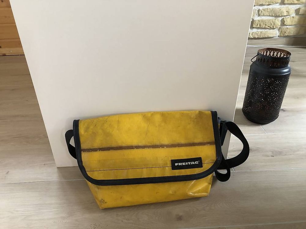 Grand sac Freitag jaune (Gebraucht) in La Vue-des-Alpes für CHF 79 ...