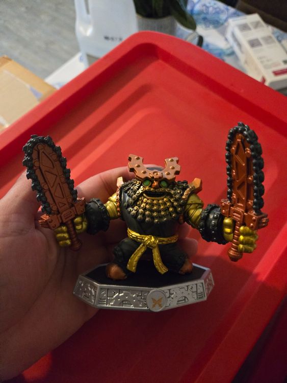 Skylanders Master Chain Reaction Figur (Gebraucht) in Frenkendorf für ...