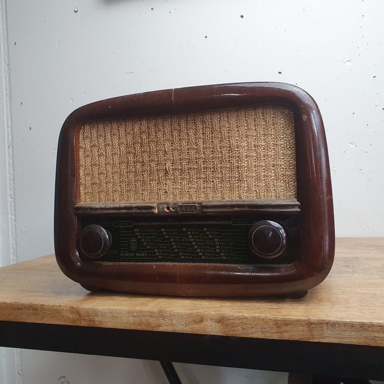 Röhrenradio Minerva Super-Baby 533U - Österreich 1952 (Defekt) in ...