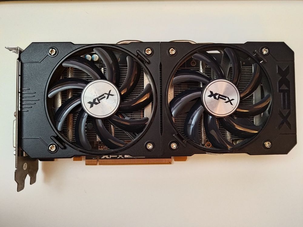 AMD Radeon R9 380 4GB (Gebraucht) in für CHF 70 – mit Lieferung auf ...