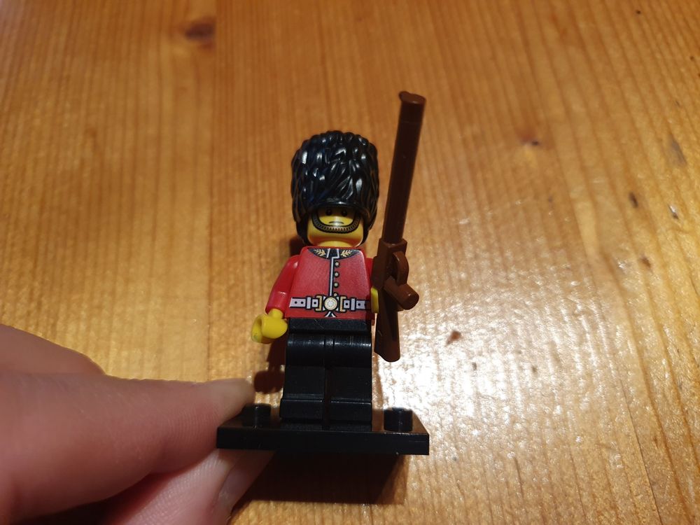 Lego minifigure serie 5 : Queen gard | Kaufen auf Ricardo