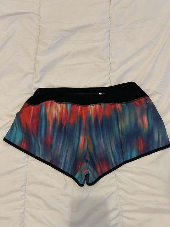 Nike Running Shorts, Size Small, Great Condition! 🏃‍♀️ (Gebraucht) in ...