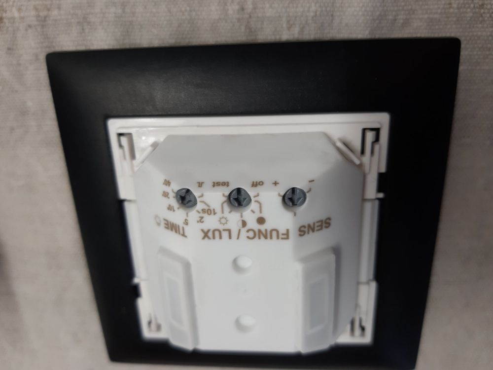 3x Bewegungsmelder Feller Edizio pirios 180 Präsenzmelder | Kaufen auf ...