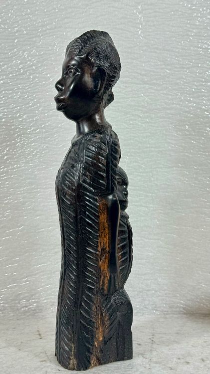70er Jahre Handgeschnitzte Afrikanische Holz Skulptur (Gebraucht) in Root für CHF 10 – mit ...