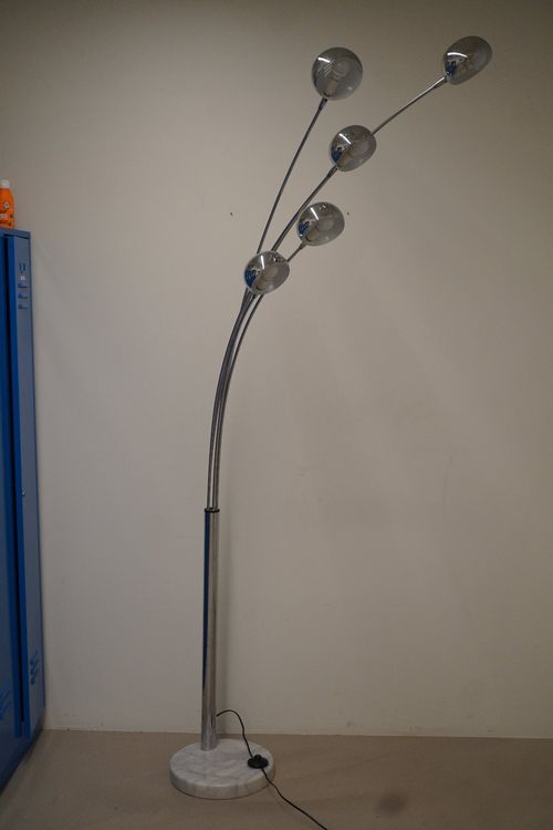 Stehlampe "Turle" (S0112) (Gebraucht) in Basel für CHF 150 – nur Abholung auf Ricardo kaufen