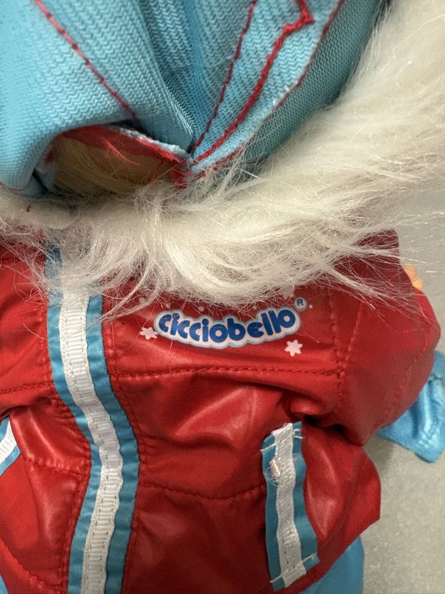 Cicciobello Puppe mit Winterjacke, gut erhalten (Gebraucht) in ...