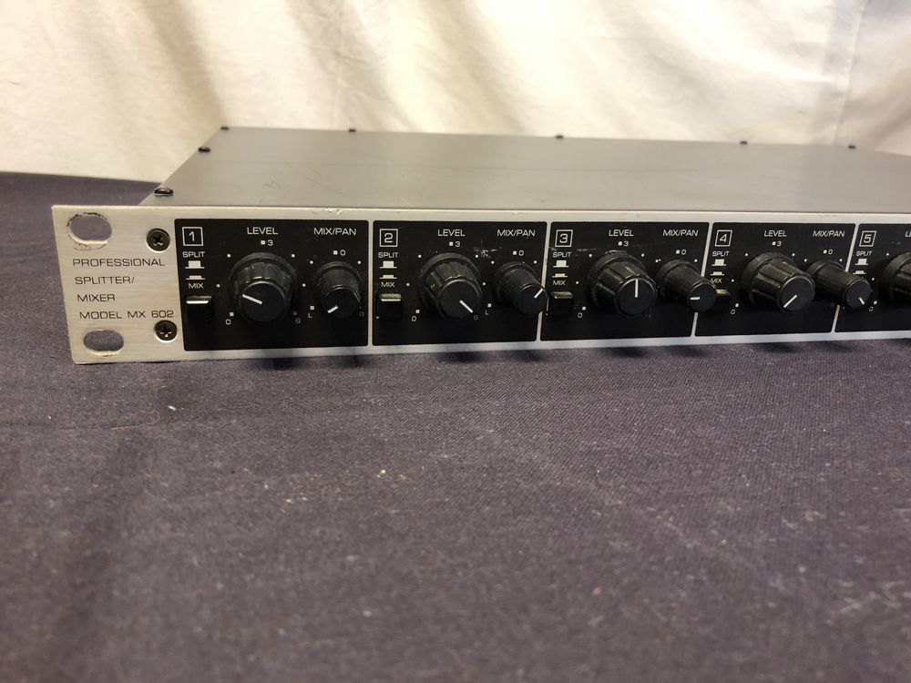Behringer MX 602 Splitter Mixer (Gebraucht) in Gams für CHF 25 – mit ...