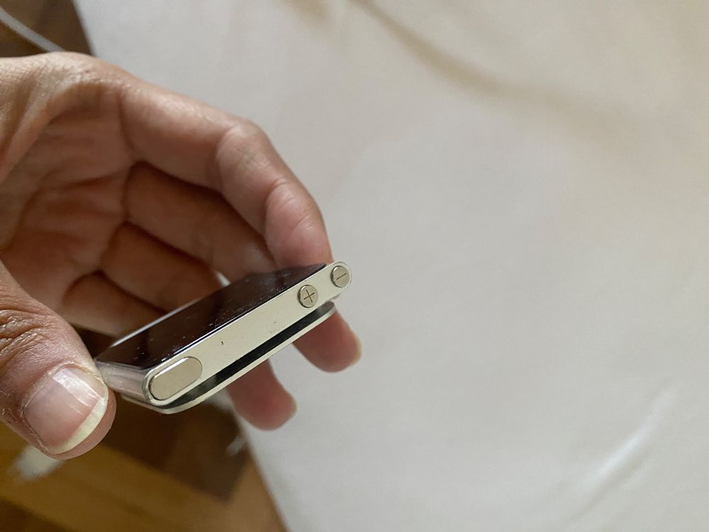 Apple iPod Nano Mini Touch 8GB (Gebraucht) in Basel für CHF 45 – mit ...