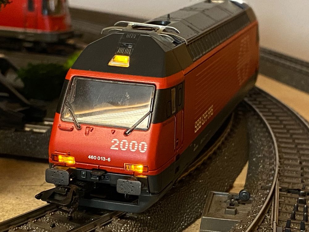 Märklin: Re 460 rot, neuer mfx-Decoder, neuer HLM / LED (Gebraucht) in Grosshöchstetten für CHF ...