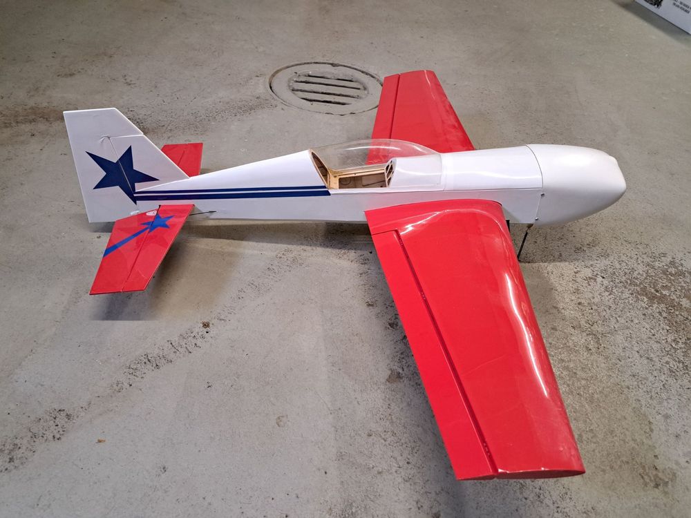 Extra 300 (Gebraucht) in Suberg für CHF 1 – nur Abholung auf Ricardo kaufen