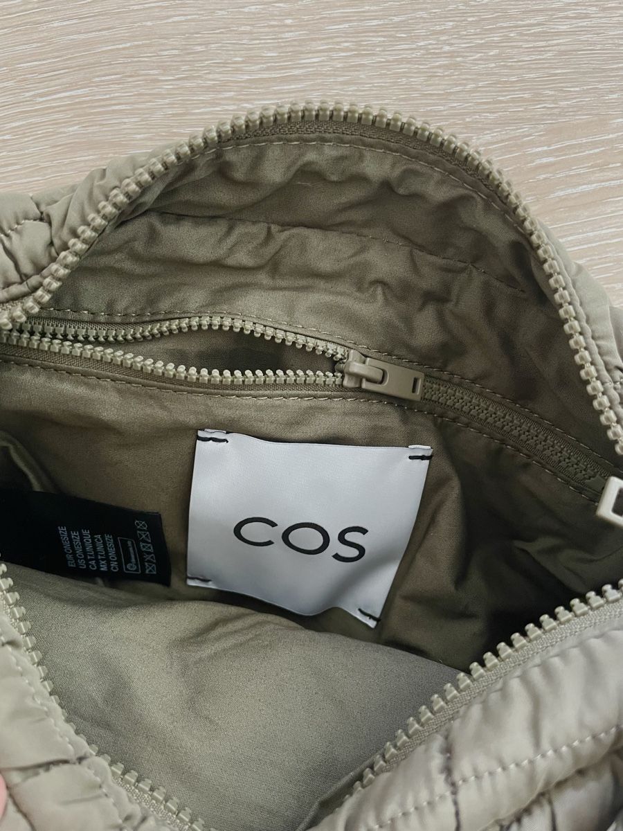 Gesteppte Schultertasche von COS (Neu (gemäss Beschreibung)) in Hirzel ...