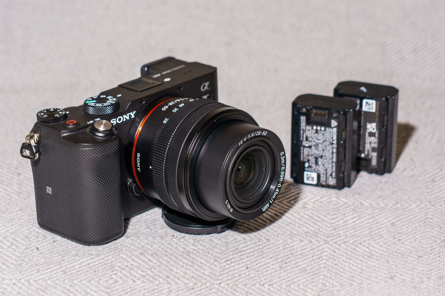 Sony a7C Mirrorless Camera with 28-60mm Lens (Black) (D'occasion) à ...