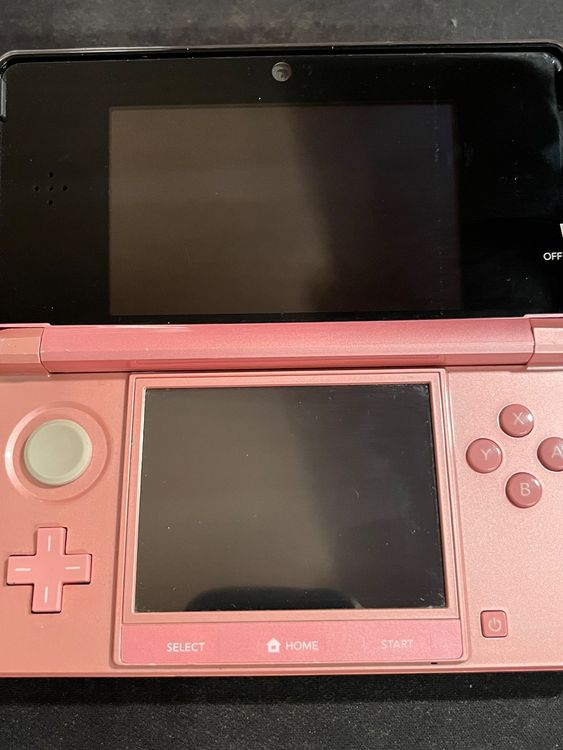 Nintendo 3DS Rosa Schwarz metallic Original (Gebraucht) in St. Gallen ...