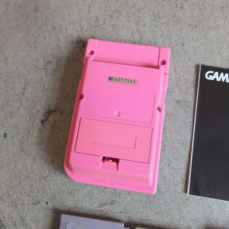 Pink GameBoy Pocket + 6 Spiele (Gebraucht) in Basel für CHF 75 – mit ...