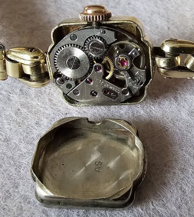 Antik Damenuhr Handaufzug 20 Microns Vergoldet (Gebraucht) in Speicher für CHF 55 – mit ...