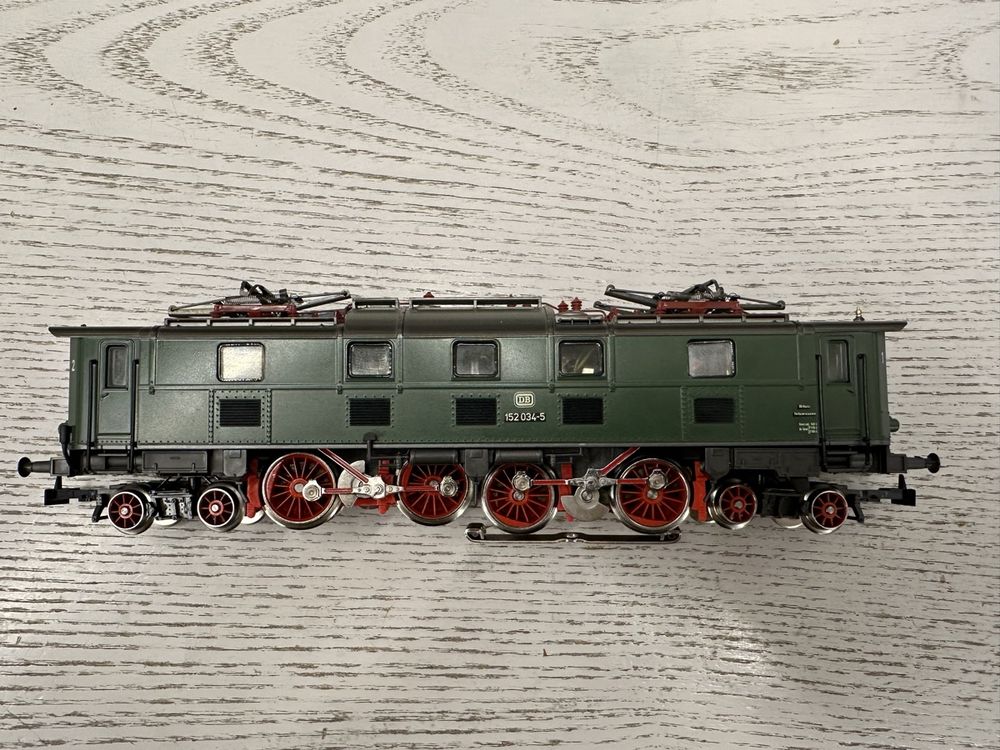 Märklin 3329 DB BR 191 (Gebraucht) in Lupsingen für CHF 121.5 – mit ...