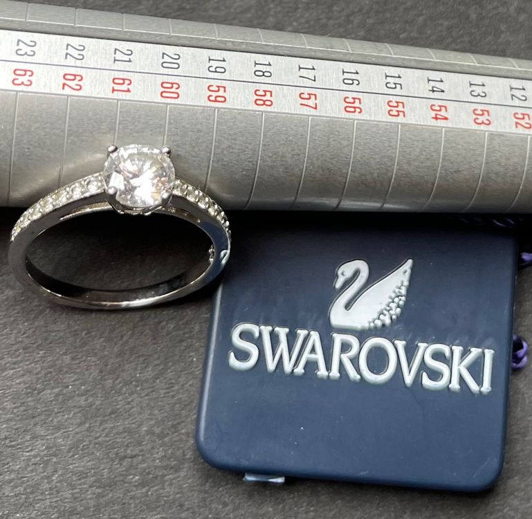 Swarovski Ring Grösse 58 (8) (Gebraucht) in Basel für CHF 35 – mit Lieferung auf Ricardo kaufen