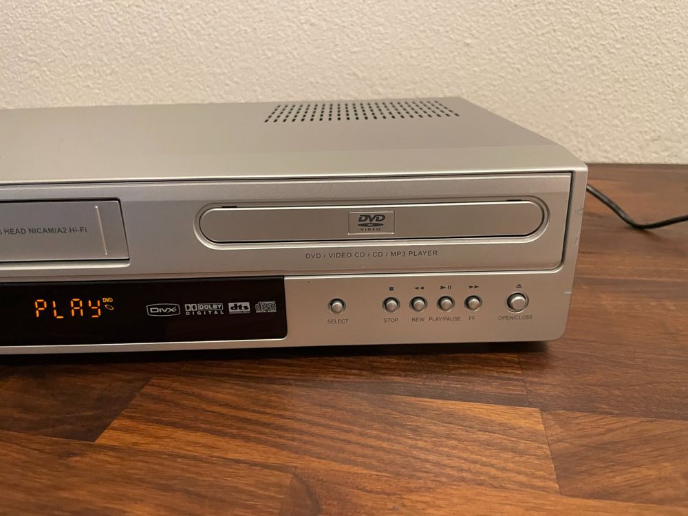 DVD & VHS Recorder SF-9311 von DEAWOO | Kaufen auf Ricardo