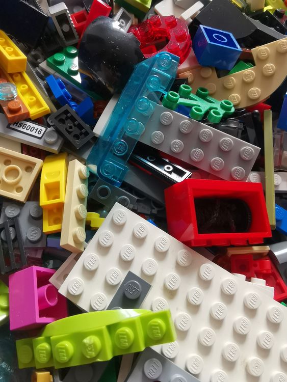 Lego "Schrott" ca. 3,5 Kilo (Gebraucht) in Effretikon für CHF 29 – mit ...