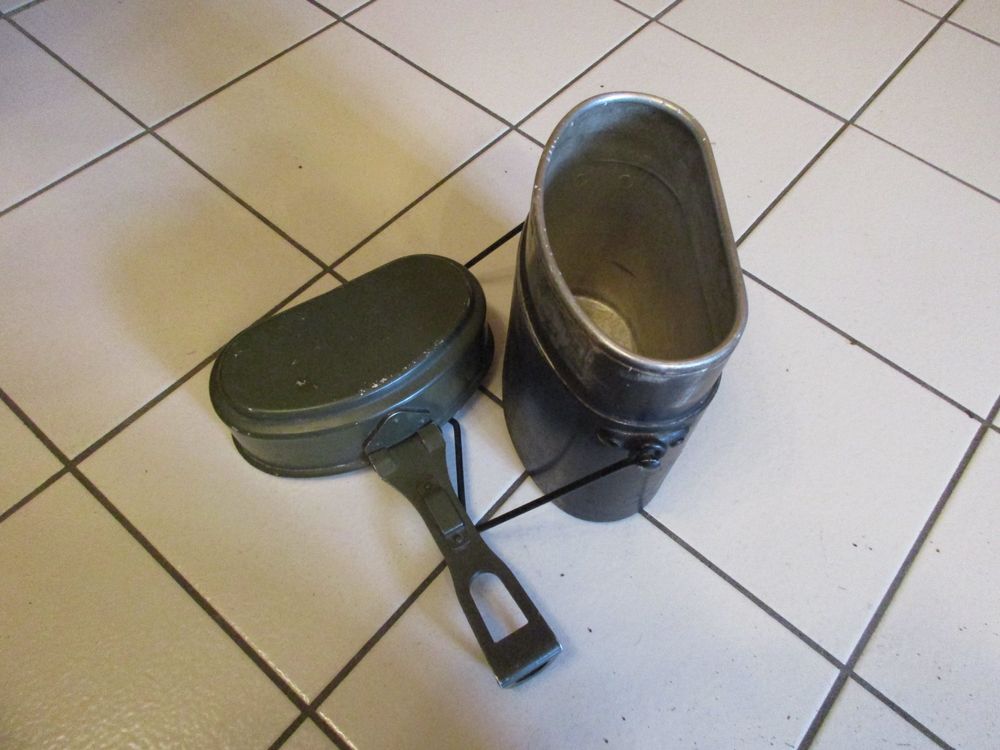 Schweizer Militär Gamelle 1942 (Gebraucht) in Frick für CHF 1 – mit Lieferung auf Ricardo kaufen