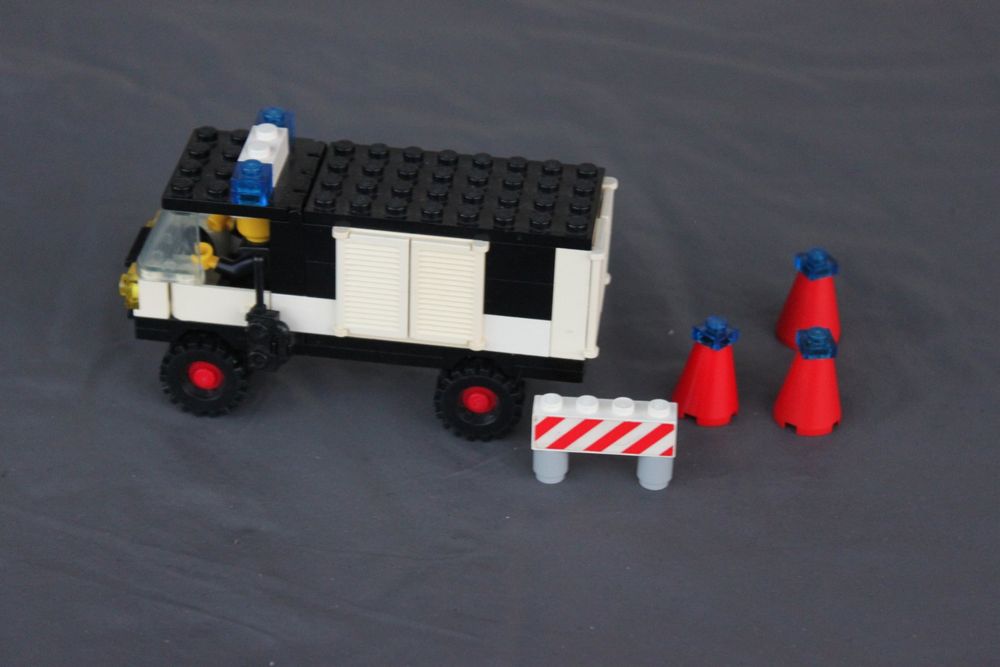 Altes Lego Set 6681, Polizeilastwagen, aus dem Jahr 1981 | Kaufen auf ...