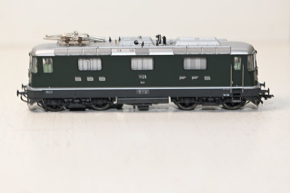 Re 4/4 II 11128 Roco HO/AC Digital mit OVP Adr 128 | Kaufen auf Ricardo
