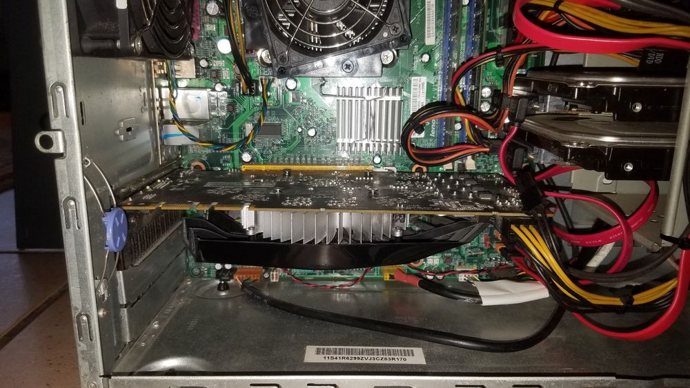 Lenovo ThinkCentre M57e Quadcore Retro Gamer XFX GTS 250 (Gebraucht) in ...