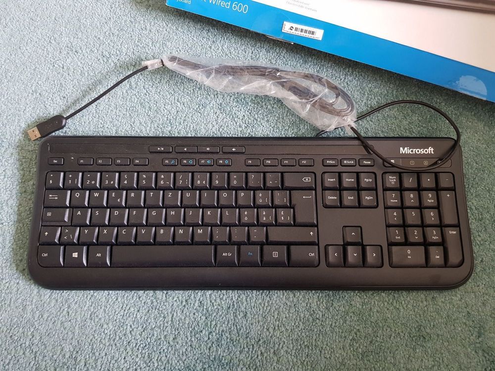 Microsoft Wired Keyboard 600 CH Layout (Neu (gemäss Beschreibung)) in ...