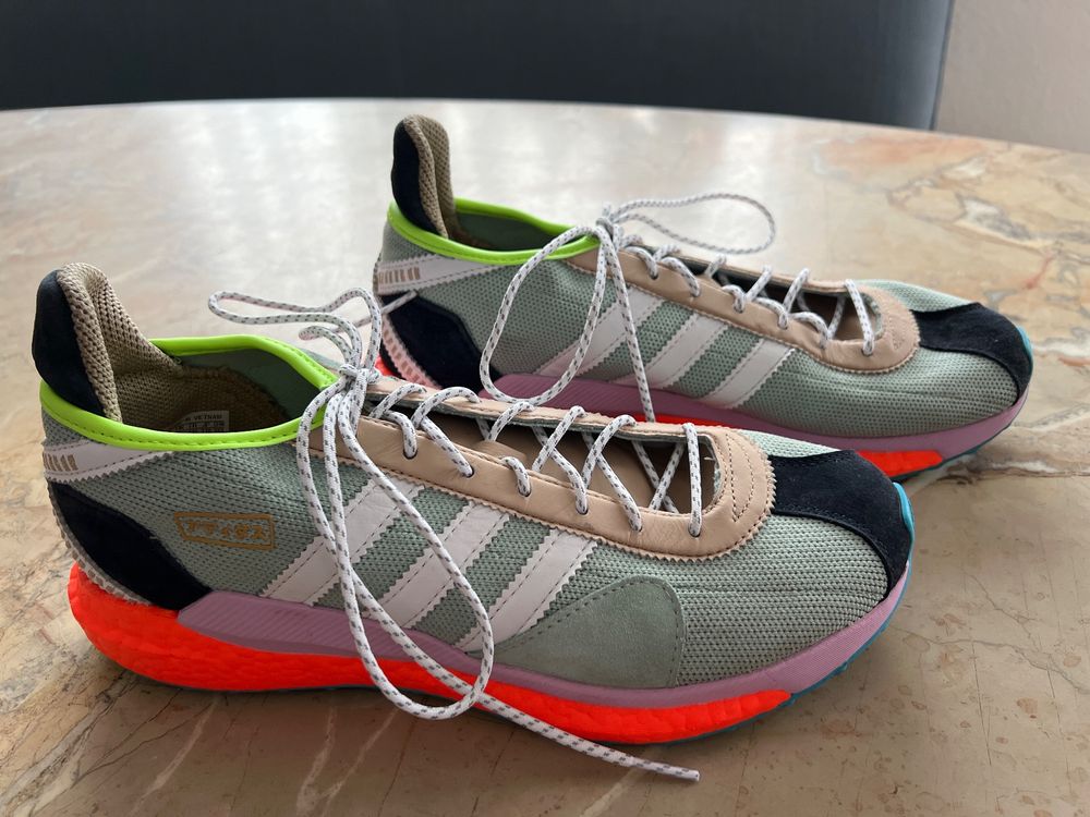 Sneaker Adidas Grösse 42 2/3 (Gebraucht) in Winterthur für CHF 38 – mit ...