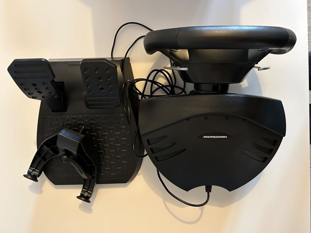 Thrustmaster T80 Ferrari 488 GTB Edition Lenkrad (Gebraucht) in Schaan ...