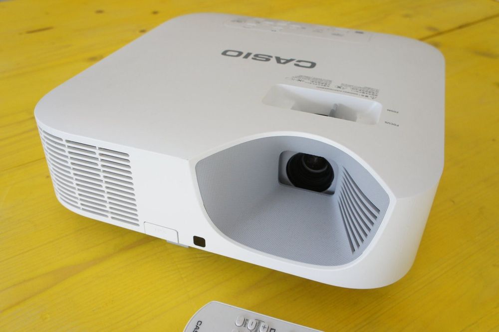 Casio XJ-F100W | Kaufen auf Ricardo