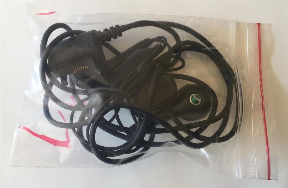 Sony Ericsson HMP-62 pour anciens natels (Neu und originalverpackt) in ...
