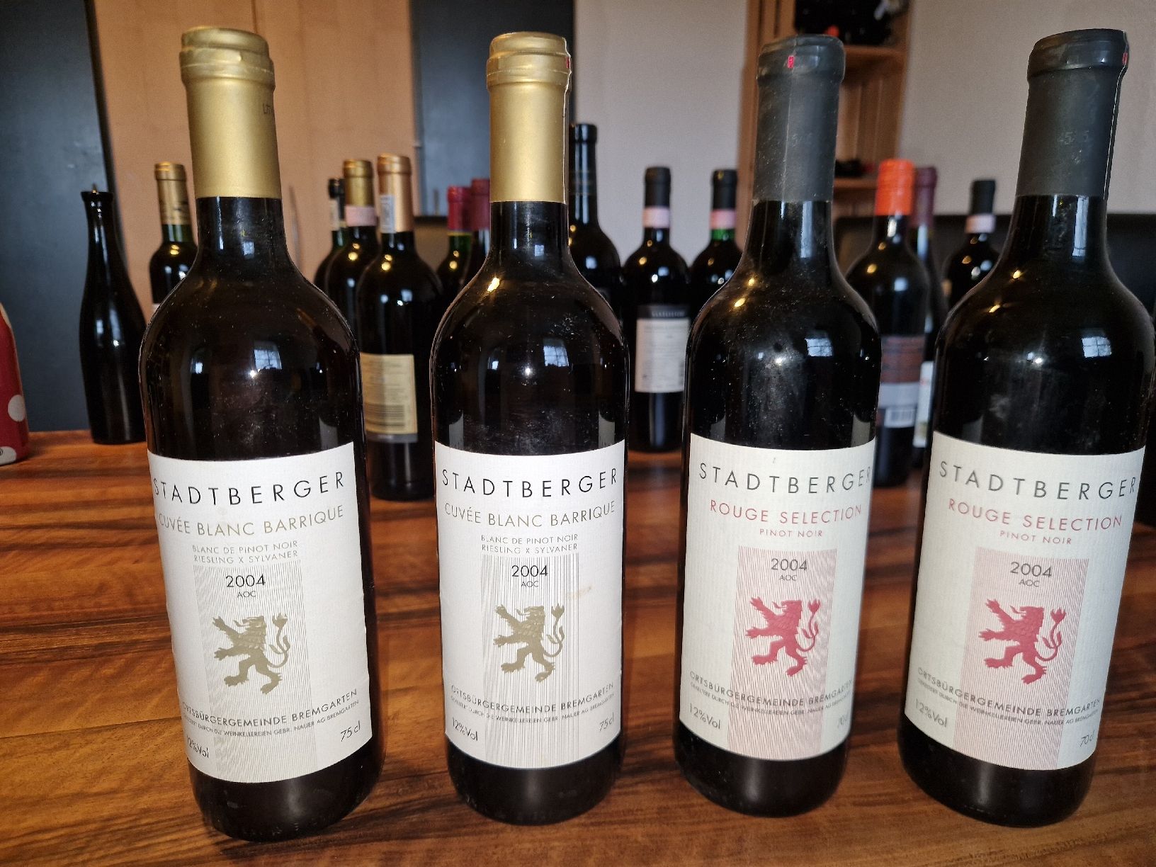 Stadtberger Rouge Selection und Cuveé Blanc Barrique 2004 (Neu und ...