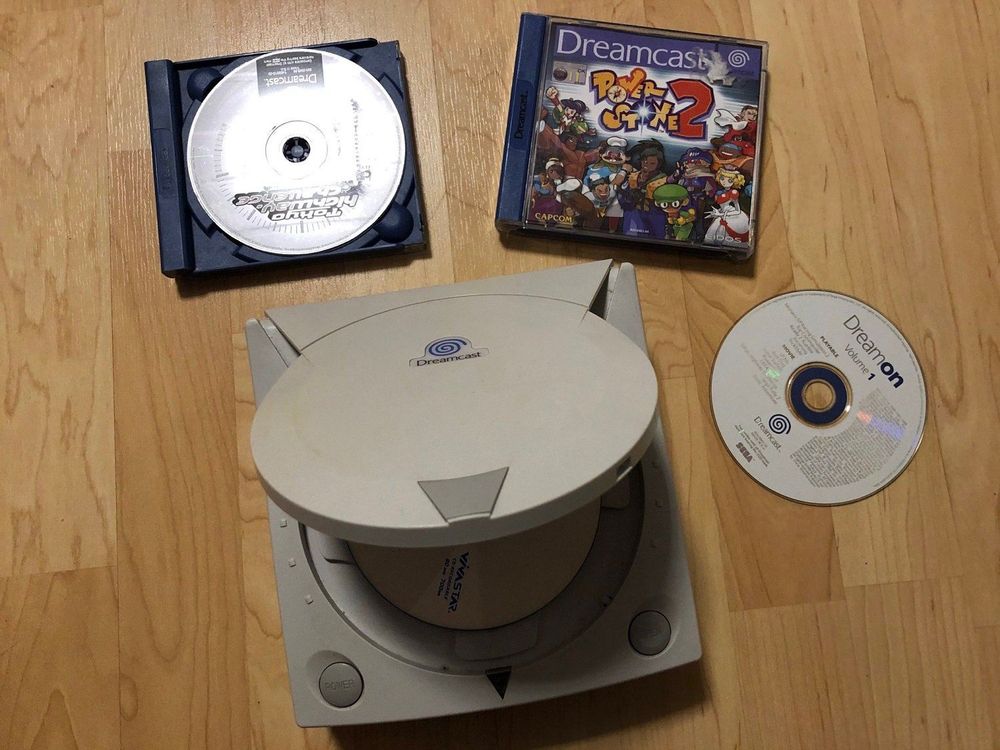 Sega Dreamcast PAL Version & 2 Spiele | Kaufen auf Ricardo